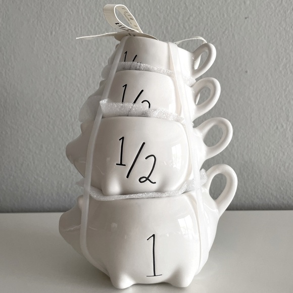 Rae Dunn | Kitchen | Rae Dunn Pig Ceramic Measuring Cups New | Poshmark